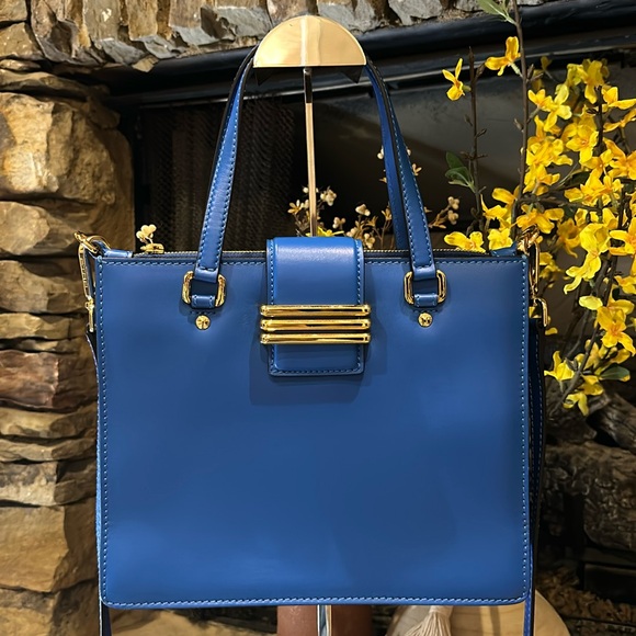 Etro | Bags | Etro Milano Crossbody Bag Blue Leather Shoulder Purse ...